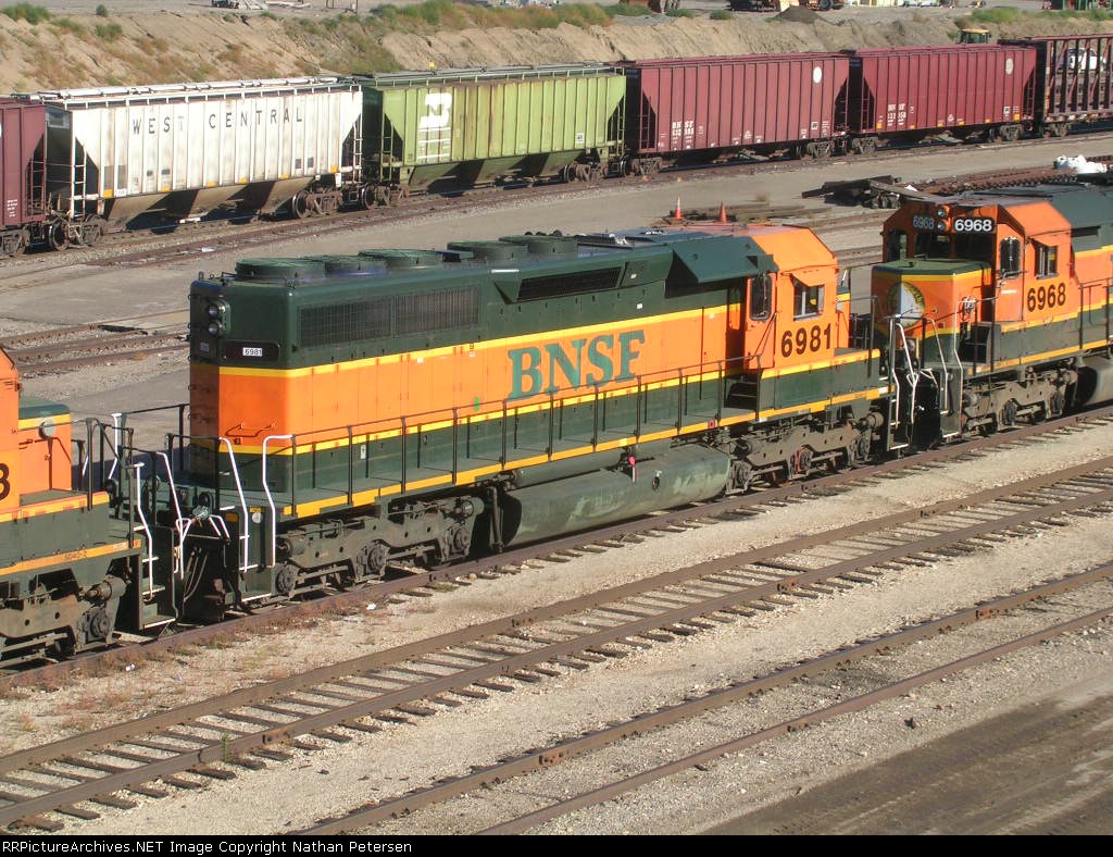 BNSF 6981
